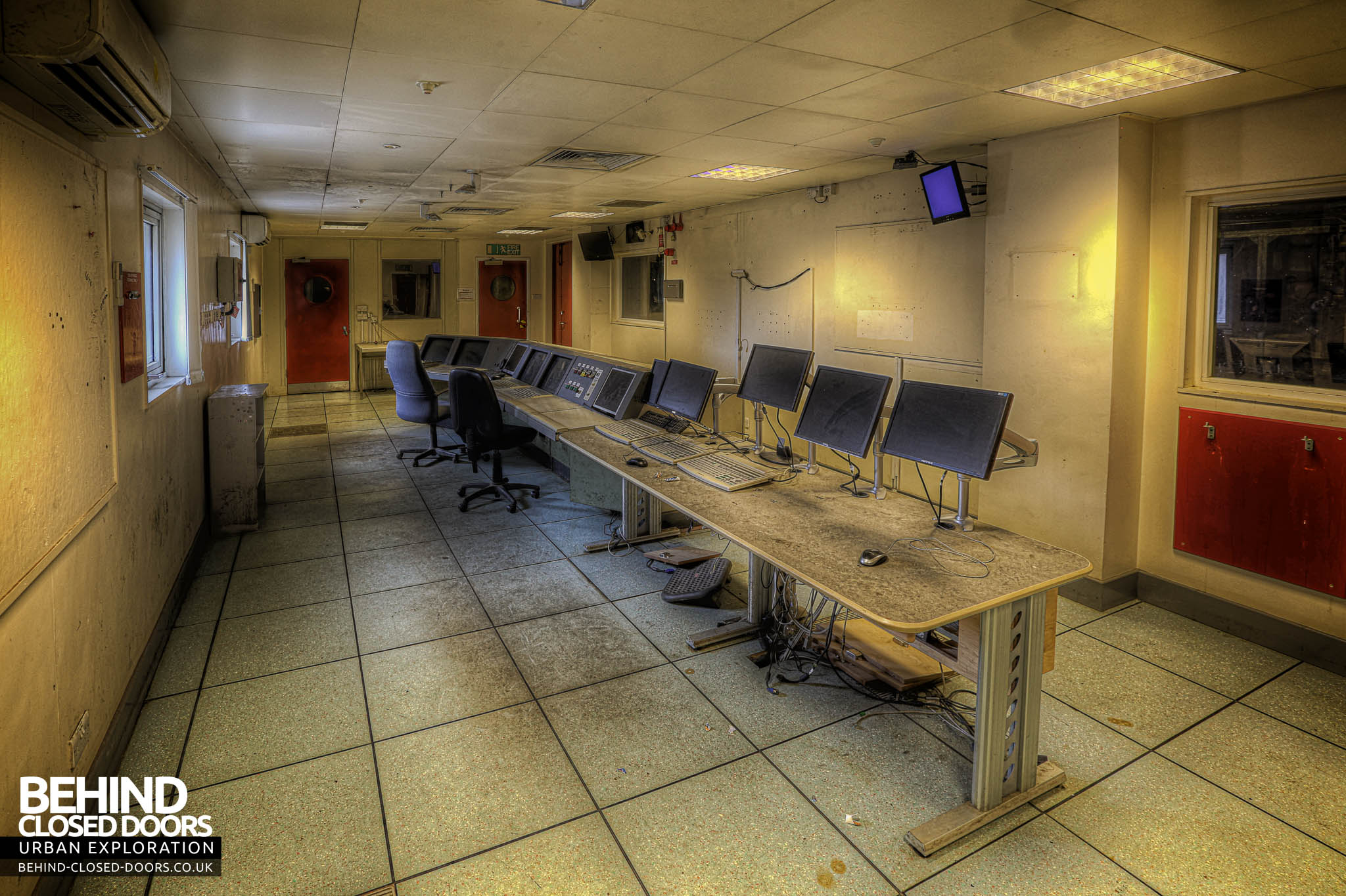 The Cell Factory Chemical Plant – Modern computerised control room ...